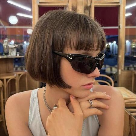 What Is a Micro Bob And How to Style Your Micro Bob Haircut ...